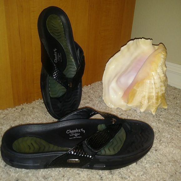 Cheeks | Shoes | Cheeks Brand Sandals | Poshmark